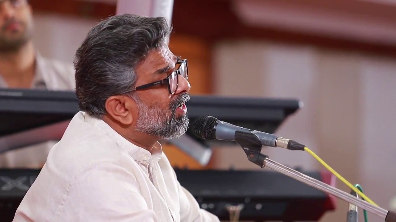 VILAKKU NEEHARAMUTHIRUMEE Christian Gazal - YouTube