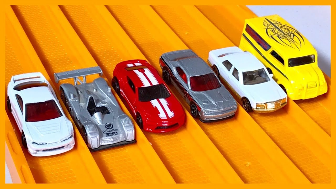 RACE: FINALS Series 9 - Hot Wheels - YouTube