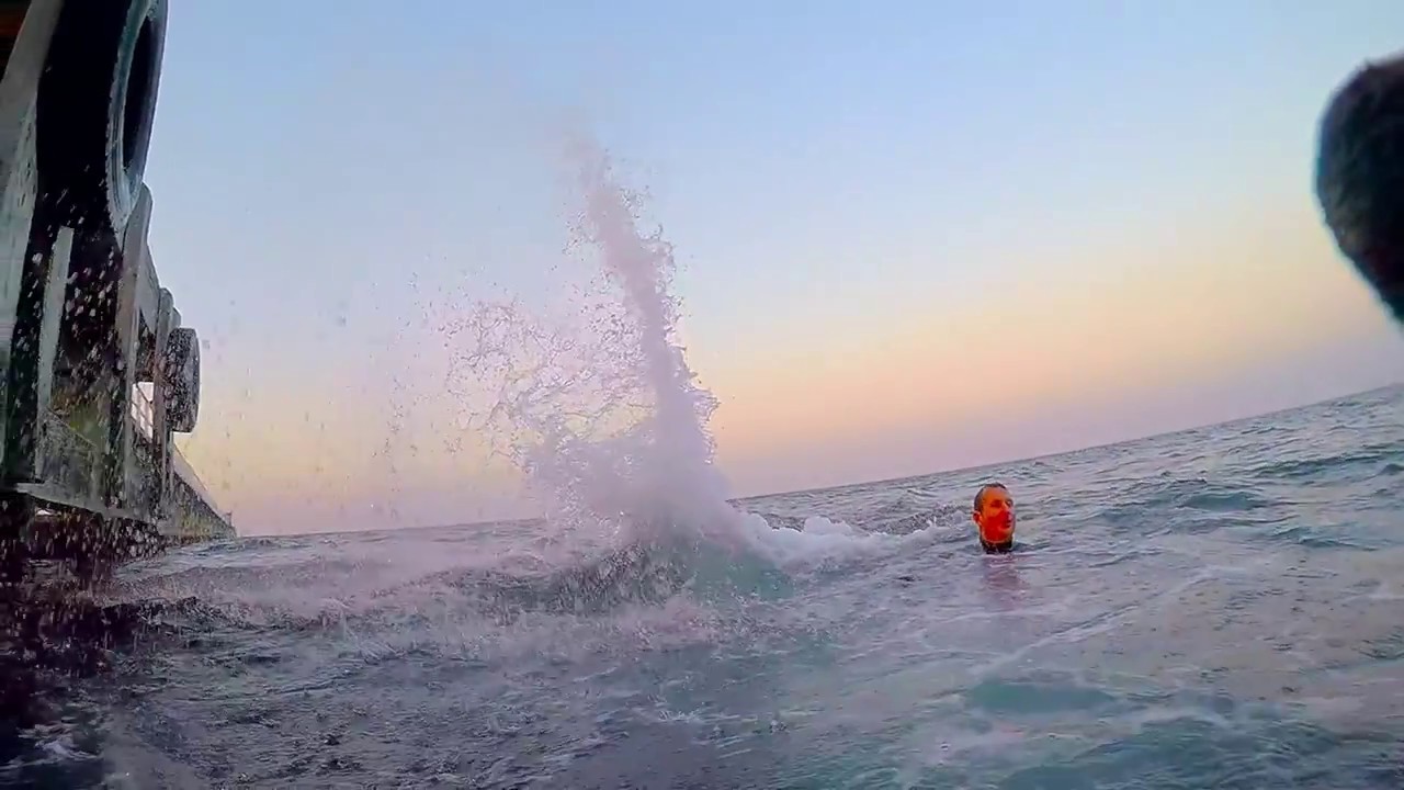HMAS Swan & Busselton Jetty Night Dive - Feb 2015 - YouTube