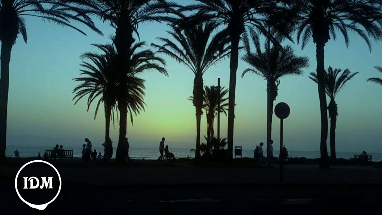 Love Story ♧ Velvet Moon (Acoustic Group) Lyrics ⬇️ - YouTube