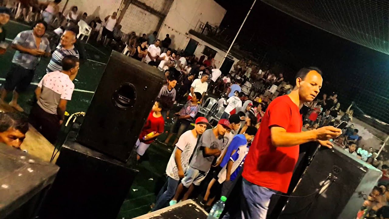 Media Naranja - El amor volvera - en vivo - YouTube