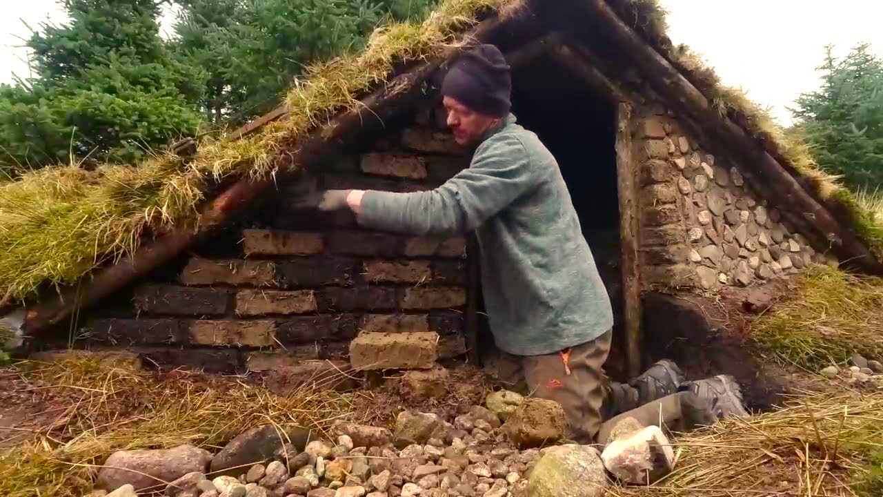 buliding a dugout shelter in Ireland handmade bricks - YouTube