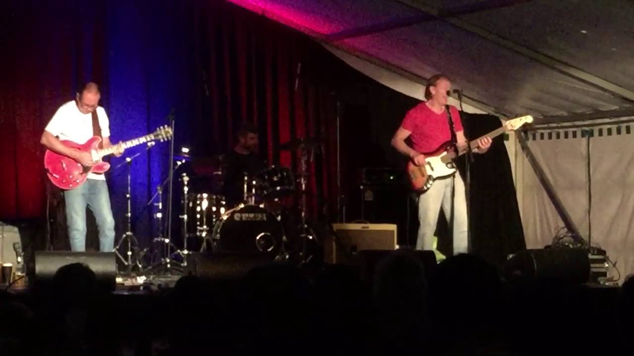 Rob Strong band - YouTube