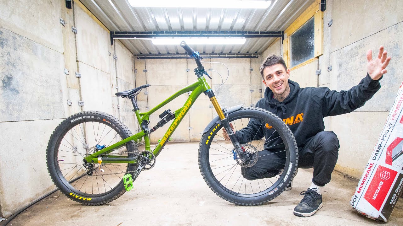 MTB GARAGE BUILD PROBLEMS!! - YouTube