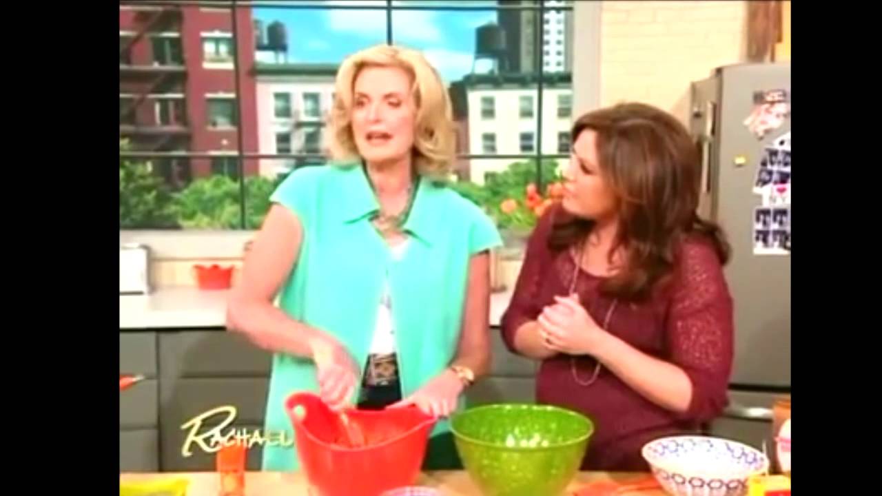 Ann Visits "The Rachael Ray Show" - YouTube