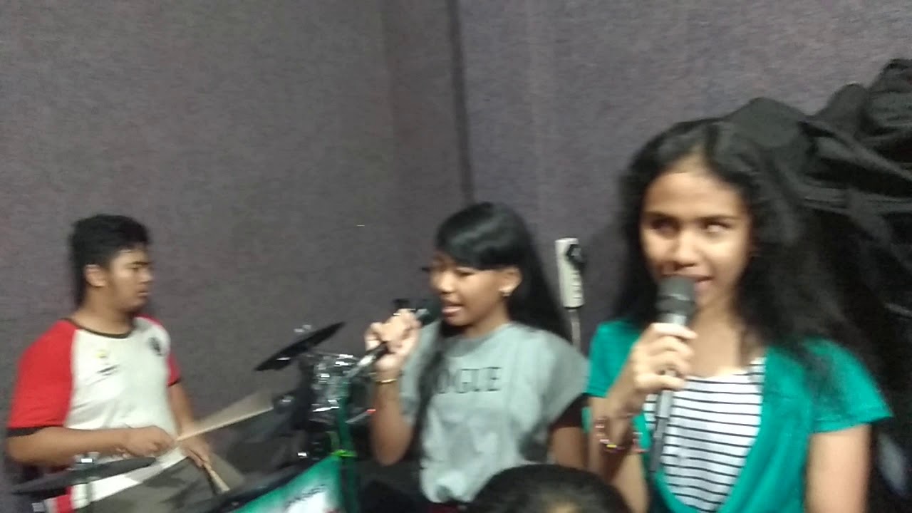 Steven coconutreez cover bye gell band - YouTube