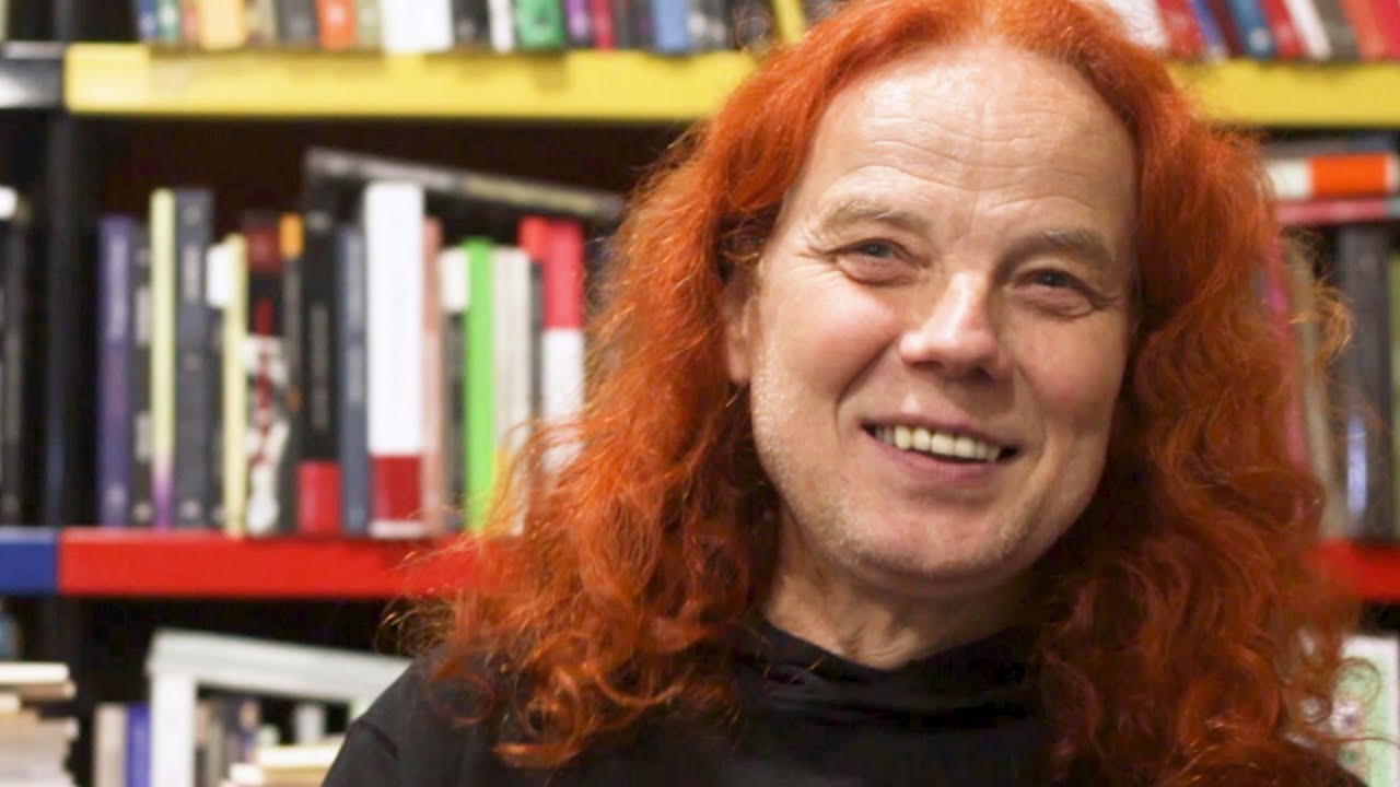 Andrea(s) Speck: "Nos organizamos para el cambio social". - YouTube