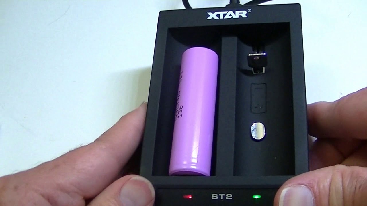 XTAR ST2. Intelligent Rapid Battery Charger - YouTube