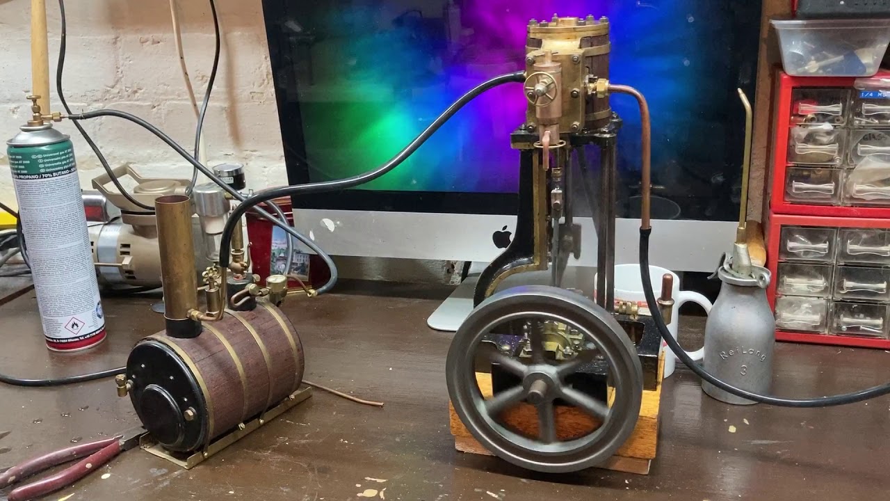 Large engine running on steam - YouTube