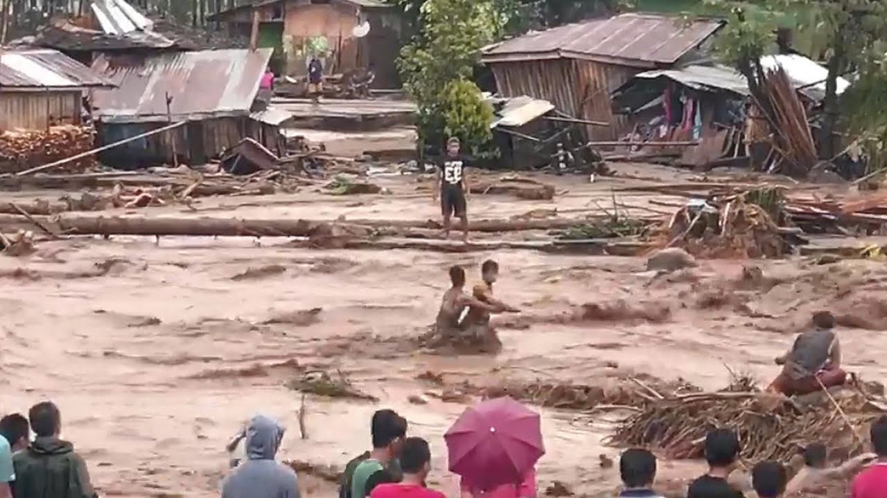 Aftermath of Typhoon Ulysses in the Philippines. Floods at Cagayan ...