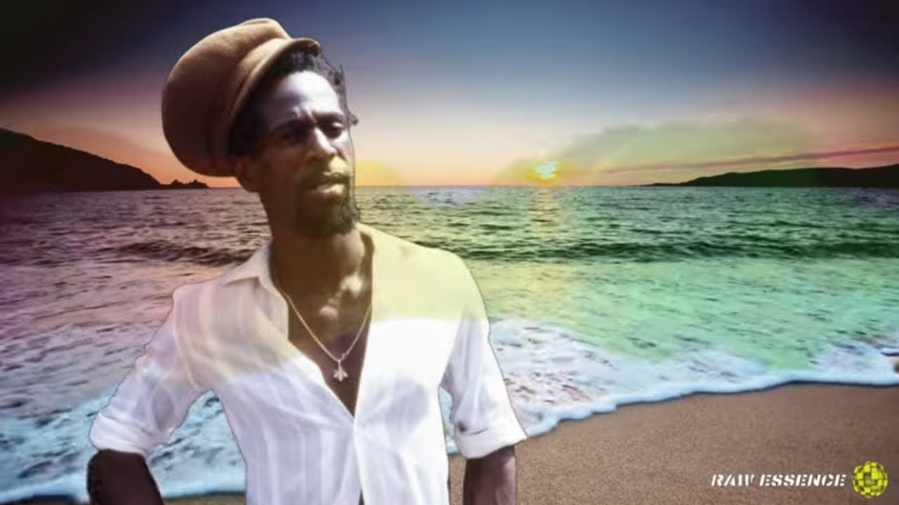 Gregory Isaacs - Smile - YouTube
