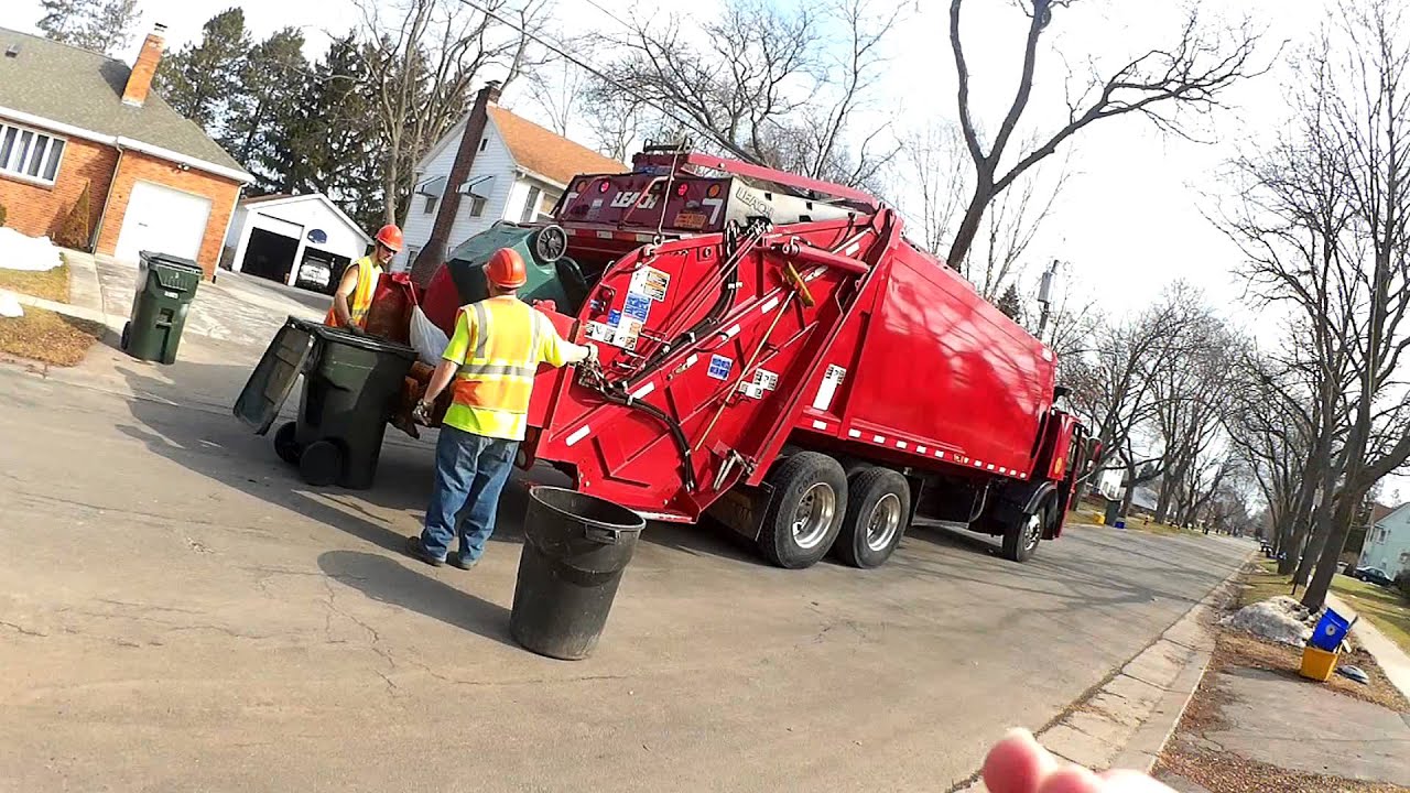 Our new 2014 mack with leach 2R3 garbage truck - YouTube