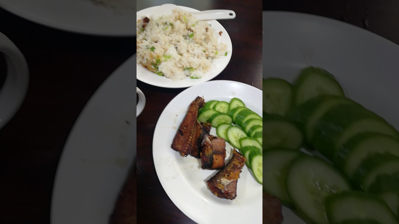 Simple breakfast | daing na bangus | ginisang pusit - YouTube