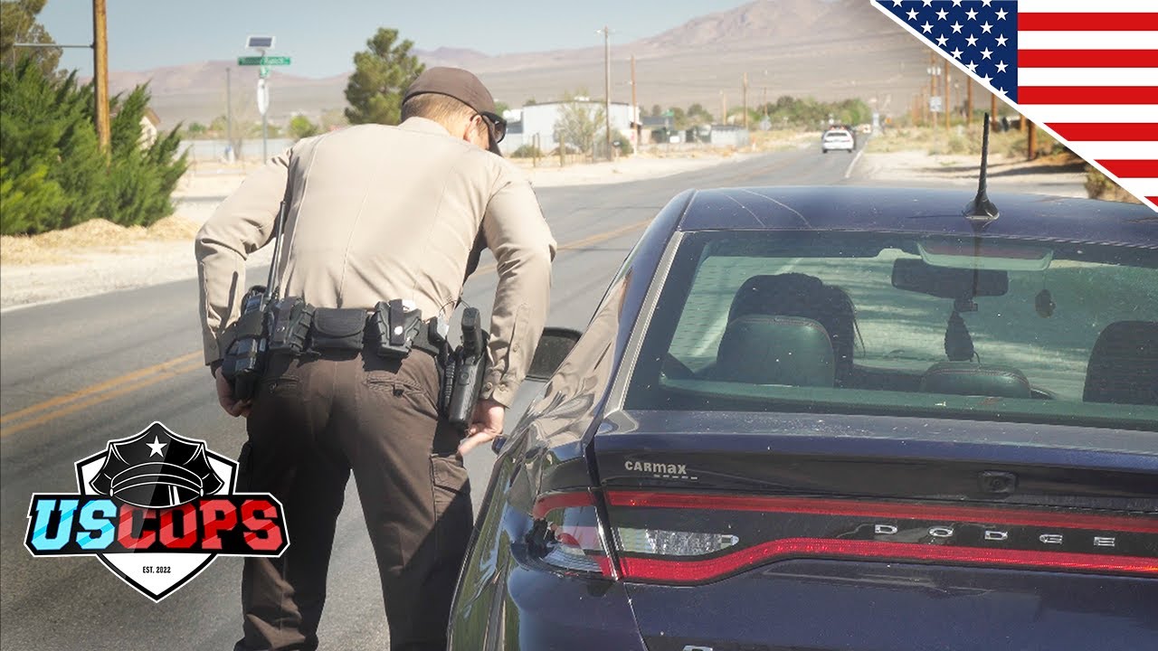 US COPS: Running Stop Signs | Nye County, NV | Season 1 - YouTube