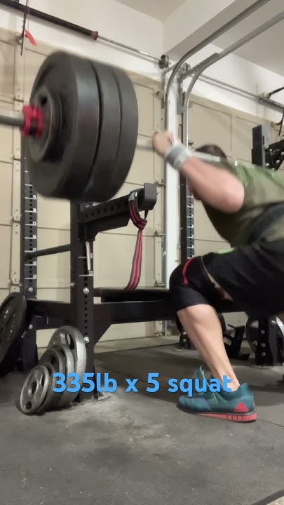 335lb x 5 squat - YouTube
