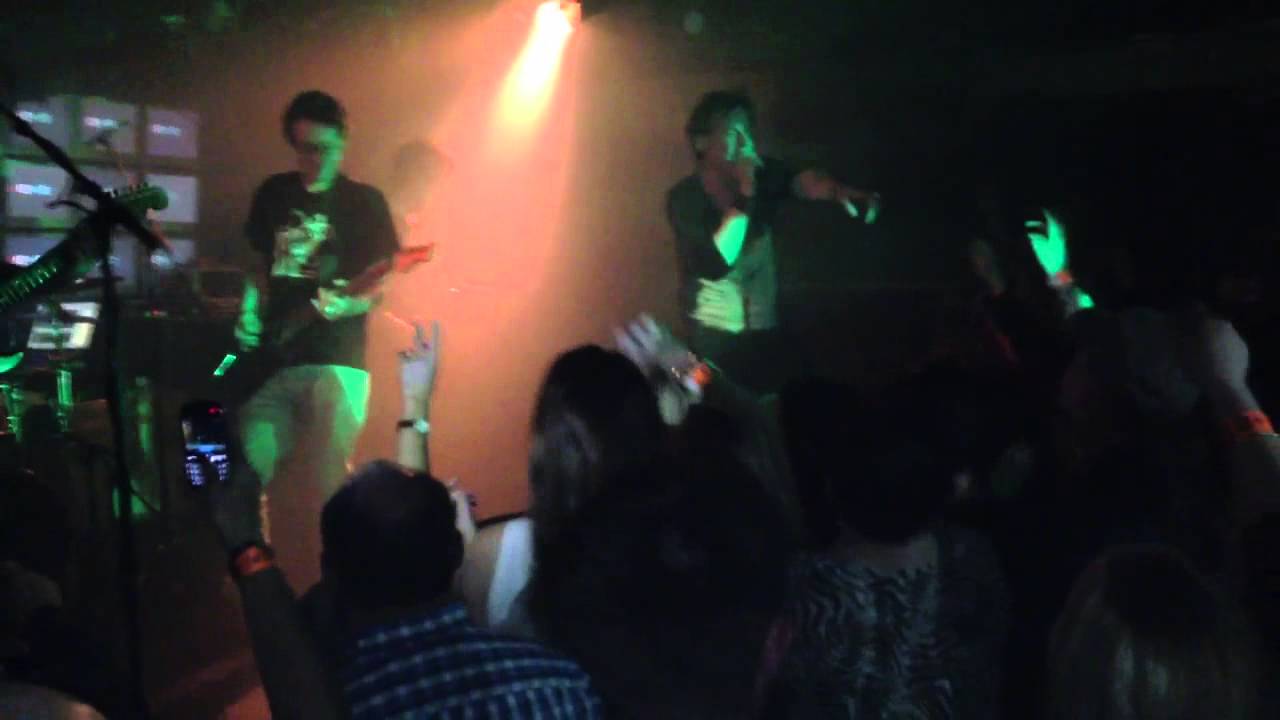 Then Jerico-Big Area live in Hull 18/5/13 - YouTube