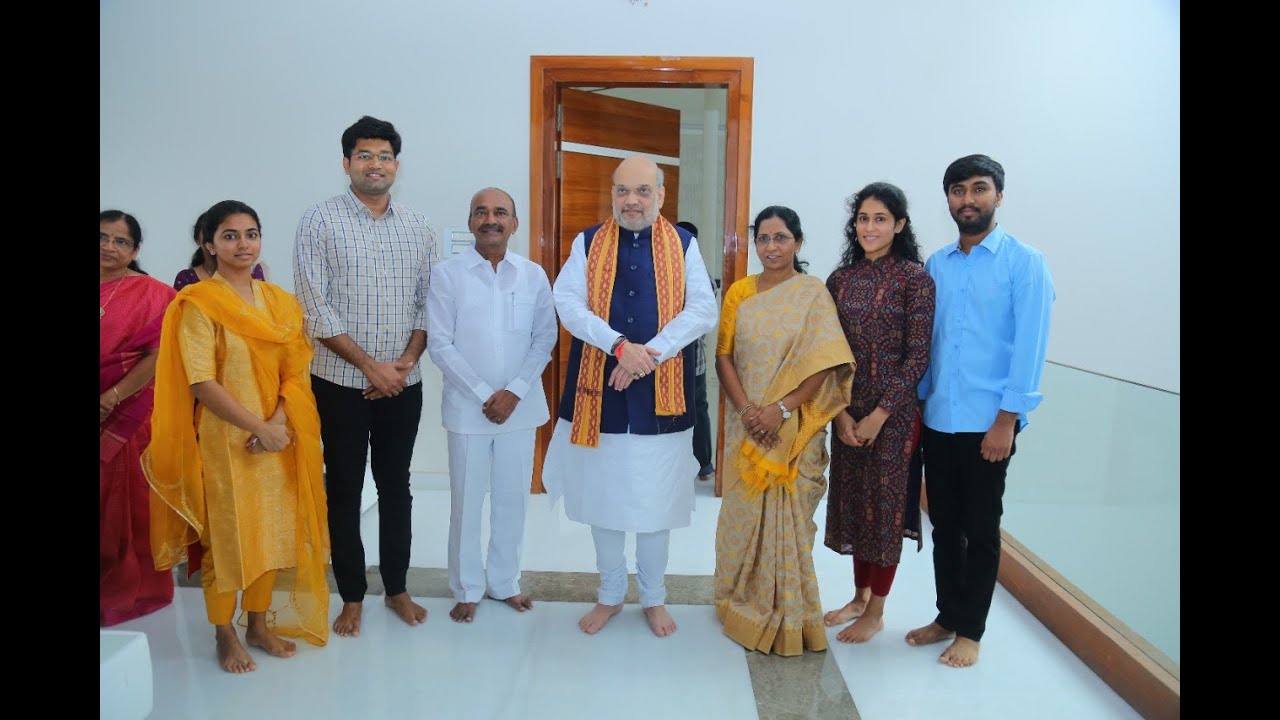 ఈటల ఇంట్లో అమిత్ షా | Amit Shah in Etela Rajender Home | Swecha TV ...