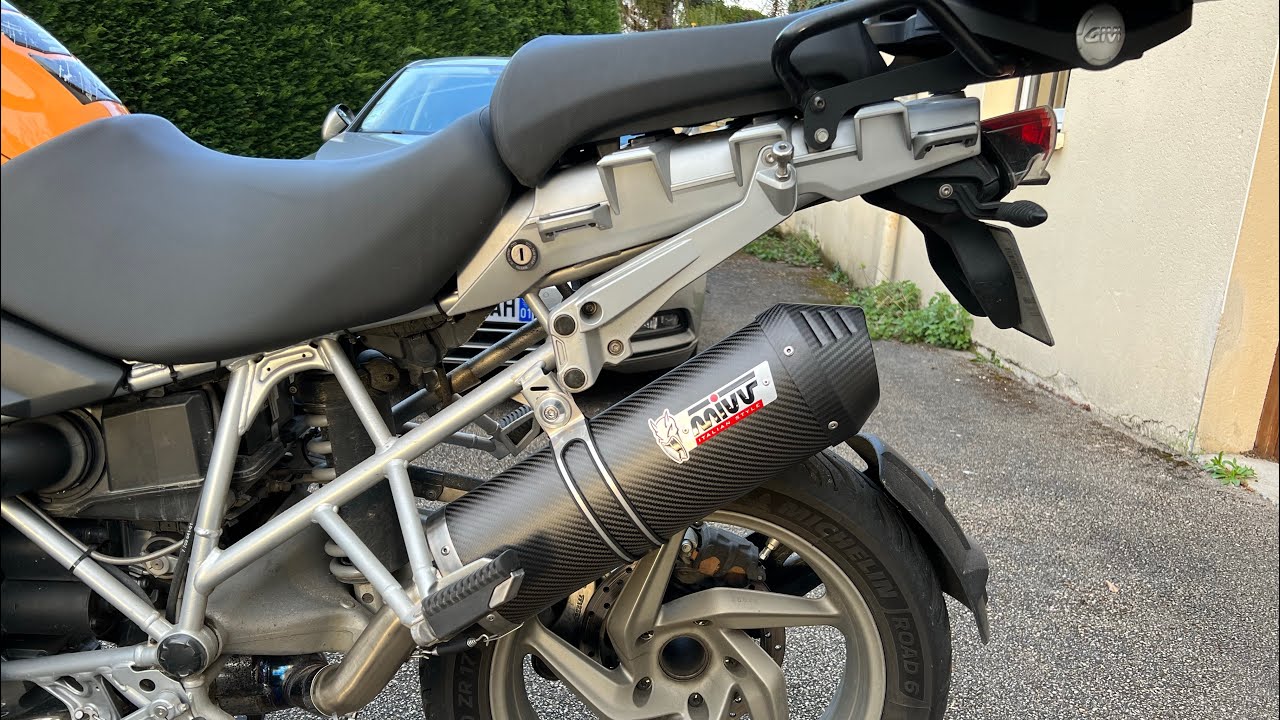 Miiv exhaust Oval Carbon slip-on for BMW R1200 GS k25 (2008-2009) - YouTube