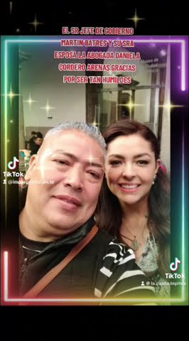 EL SR JEFE DE GOBIERNO MARTI BATRES Y SU SRA ESPOSA LA ABOGADA DANIELA ...