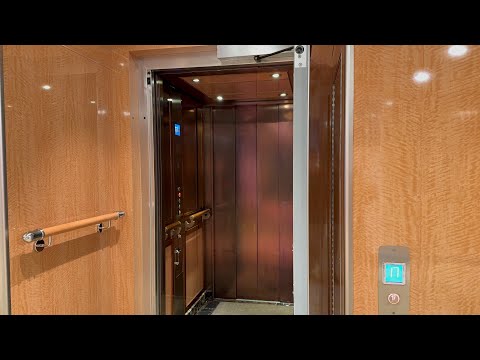 Motala Hissar Chain Driven Elevator @ Enchanted Princess Cruise Ship