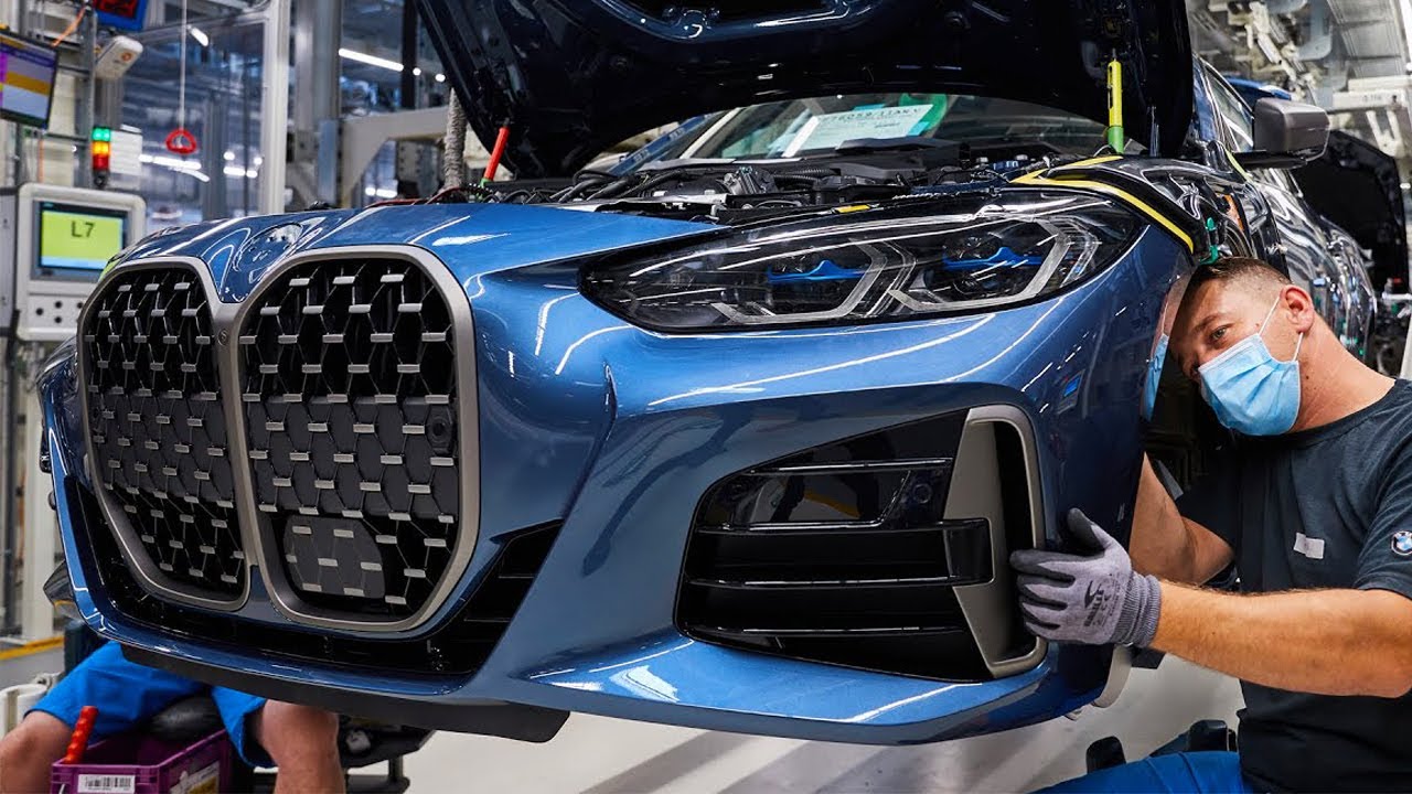 2021 BMW 4 Series Production - Inside BMW Factory - YouTube