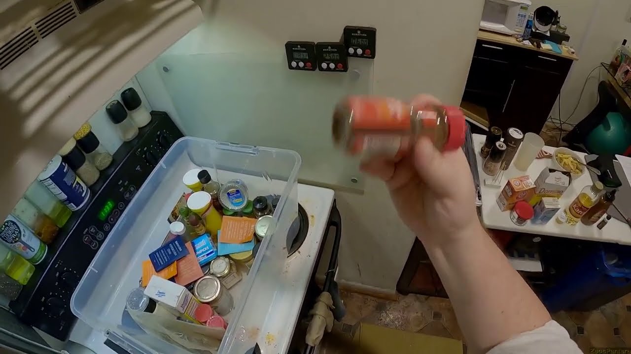 Z BOXING - What's In My Kitchen Cupboards - YouTube