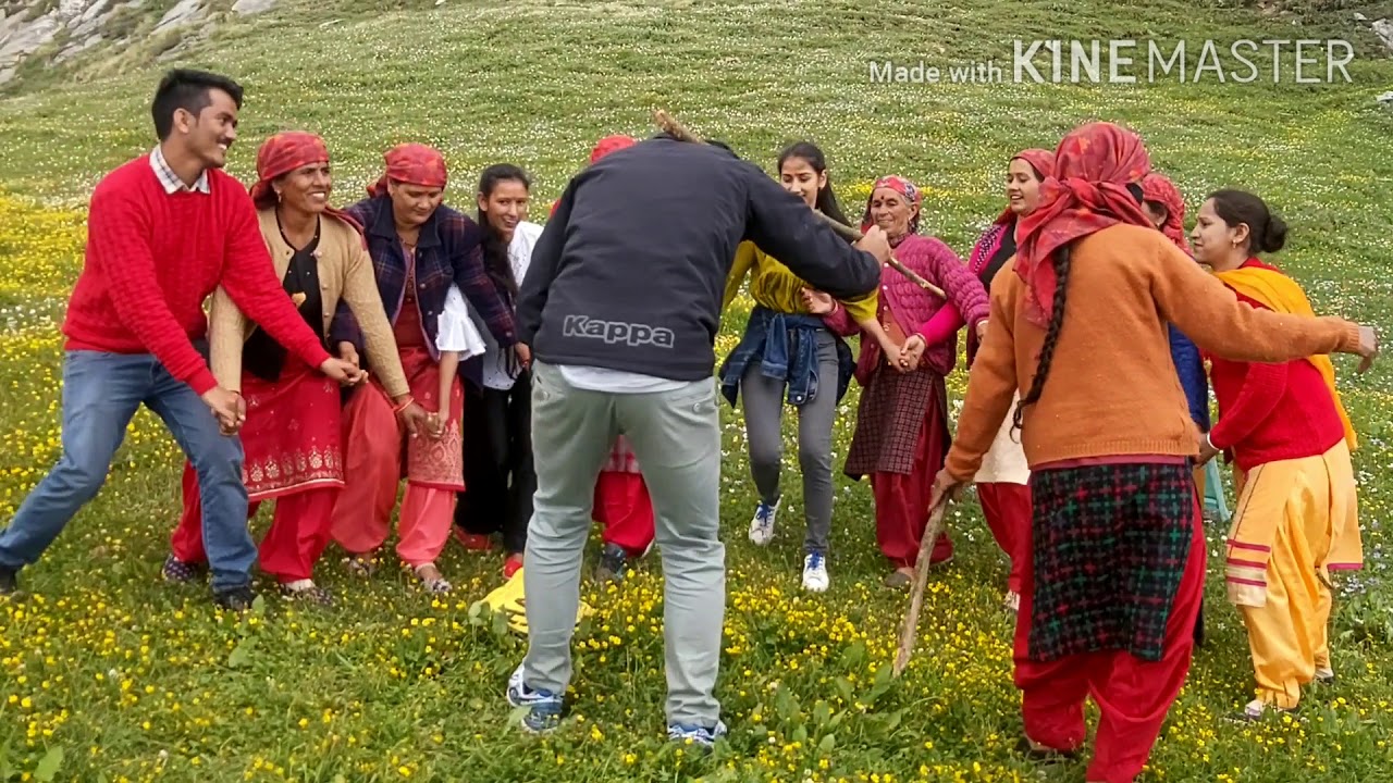 Himachali nati - YouTube