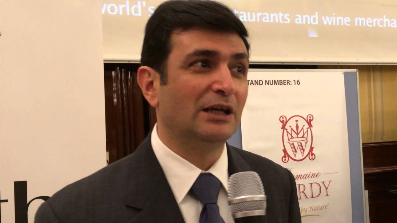 Interview Salim & Aziz Wardy // Domaine Wardy // Berlin 2014 - YouTube