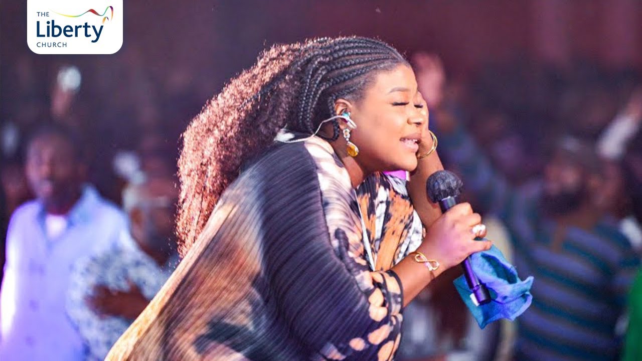Sunmisola Agbebi Worship at The Liberty Church Global - YouTube
