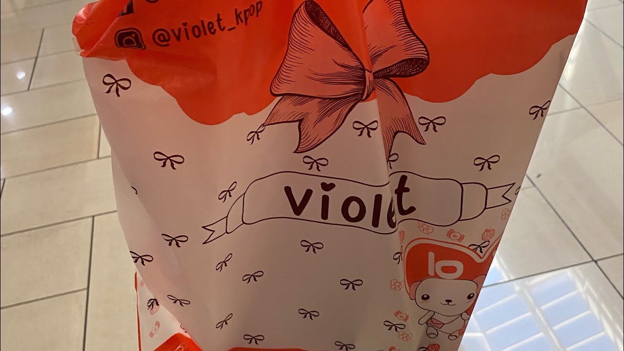 Violet Kpop @deerbrook mall - YouTube