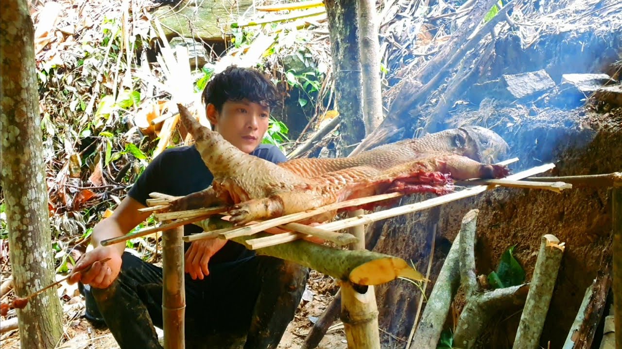 How to Preserve Meat Without Smelling, Survival Instinct, Forest Life ...