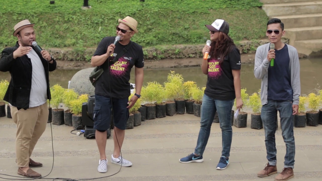 Kuns Kurniawan & Guzman Sige MC-ing 1000's BIT - YouTube
