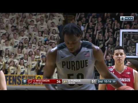 Caleb Swanigan vs Wisconsin (18 PTS + 13 REB) - 2016/17