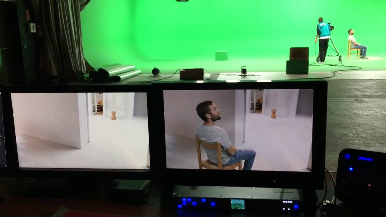 UE4 chroma keying VR sample - YouTube