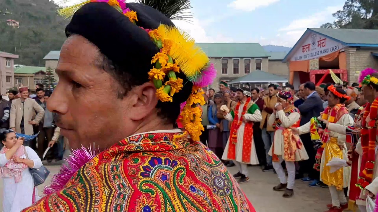 Himachali culture folks tradition - YouTube