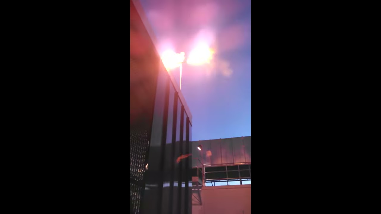 SiH4 Silane exposed to air - YouTube