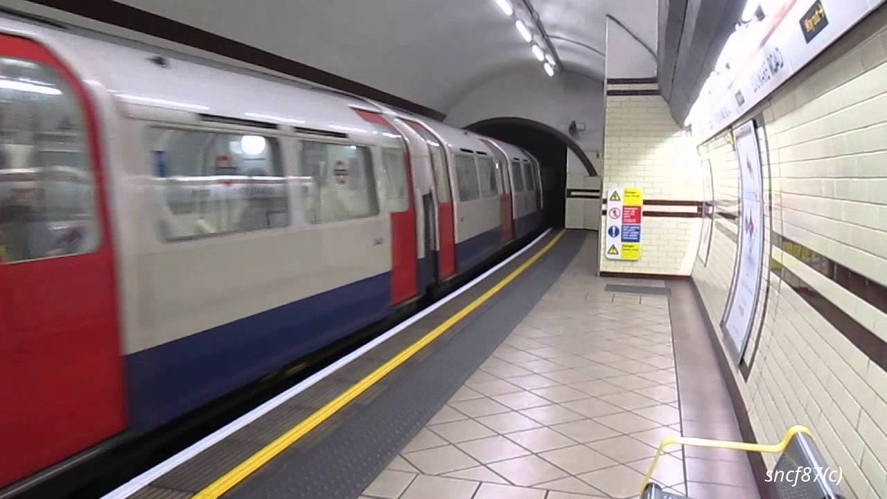 Bakerloo Line 1972TS arriving at Edgware Road - YouTube