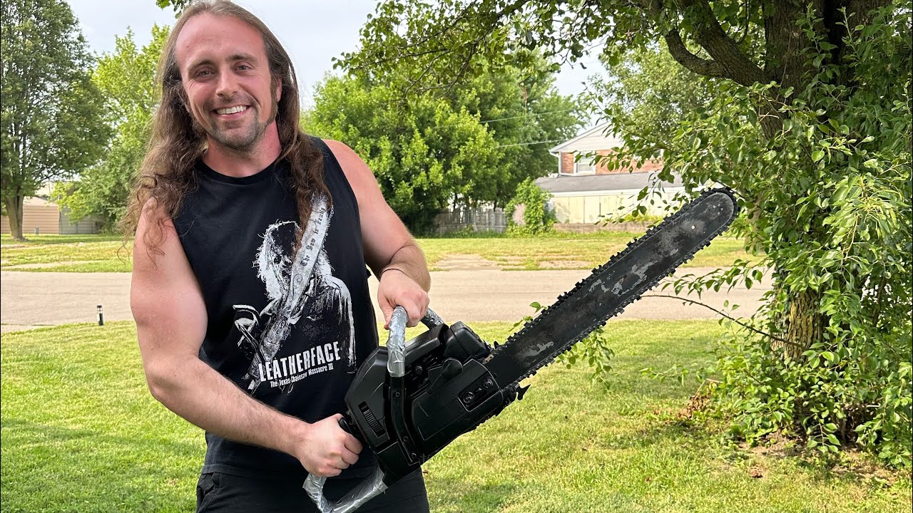 Evil Nate starting up his Husqvarna 359 chainsaw(Texas Chainsaw ...