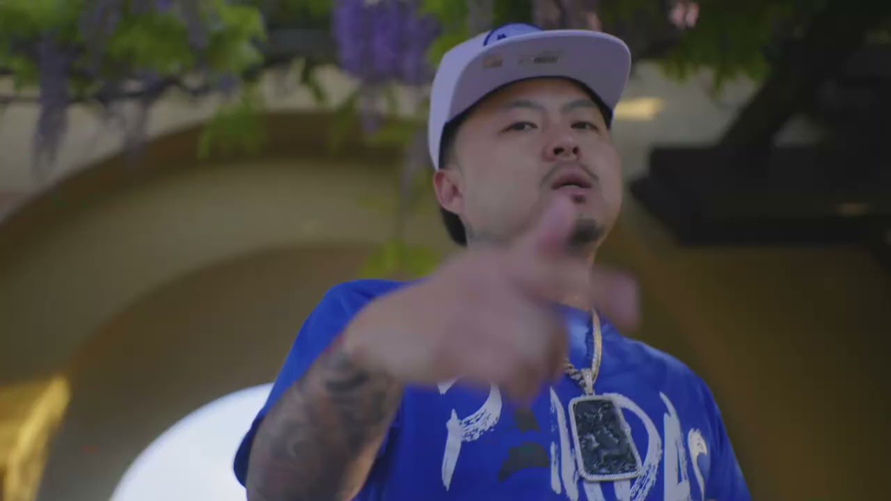 Dub P - Therapeutic (Official Video) - YouTube