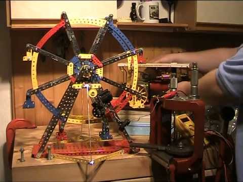 MAMOD SHOWMANS SPECIAL TRACTION ENGINE, WITH MECCANO 8257 FERRIS WHEEL ...