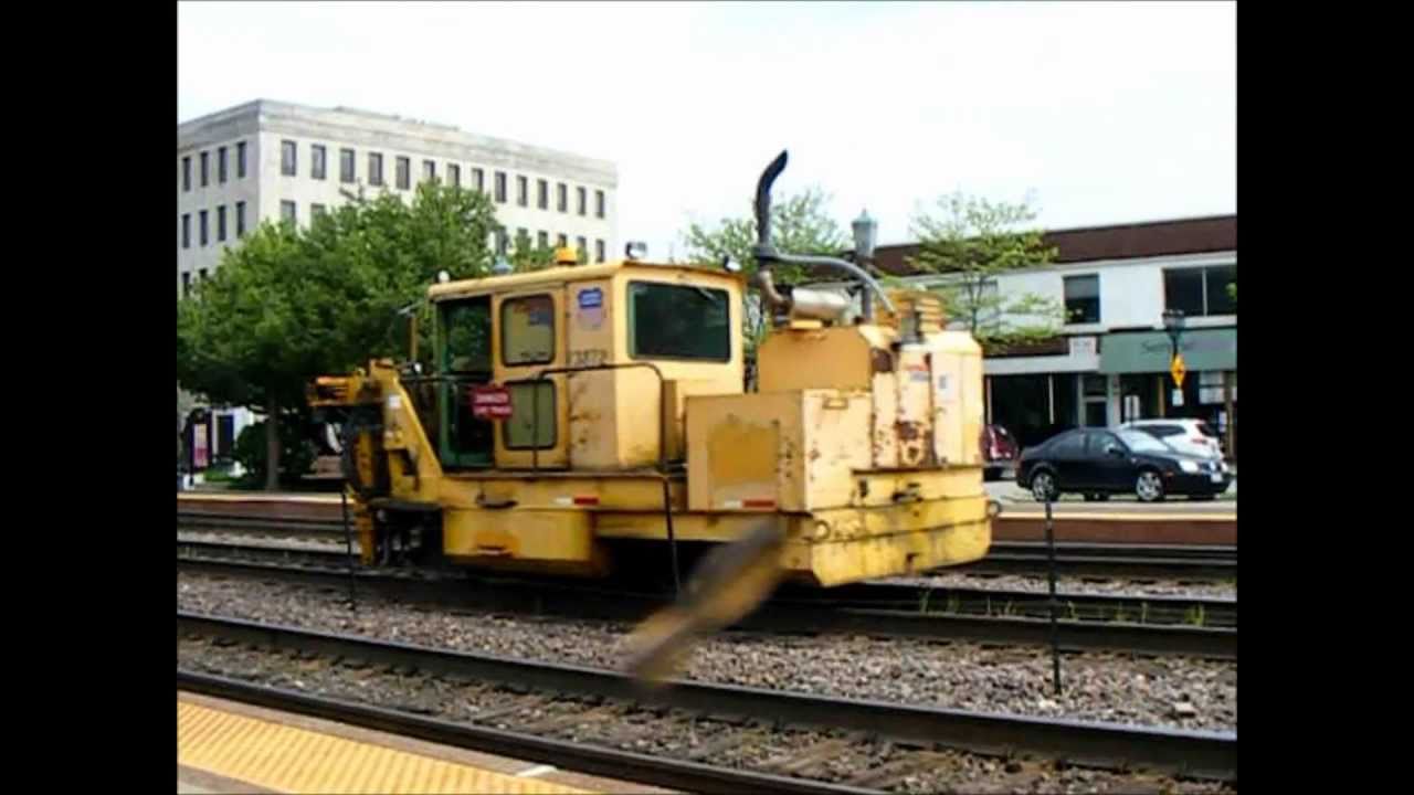 UP MOW Machines At Elmhurst Illinois - YouTube