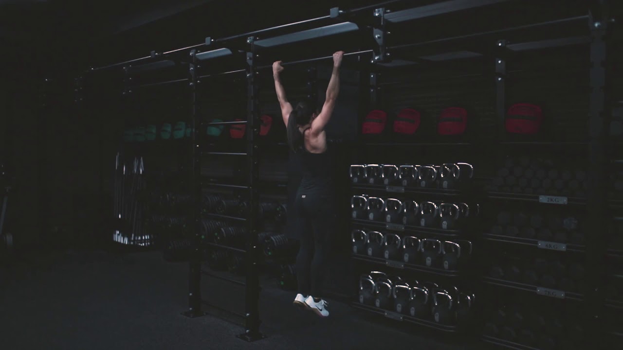 How To Wide Pronated Pull Up - YouTube