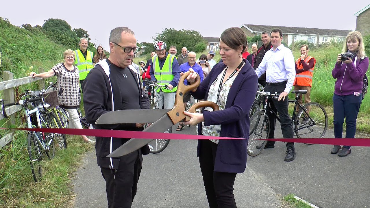 Official Opening of Sustrans Cycle Path West from Pembrey. 05/08/2016 ...