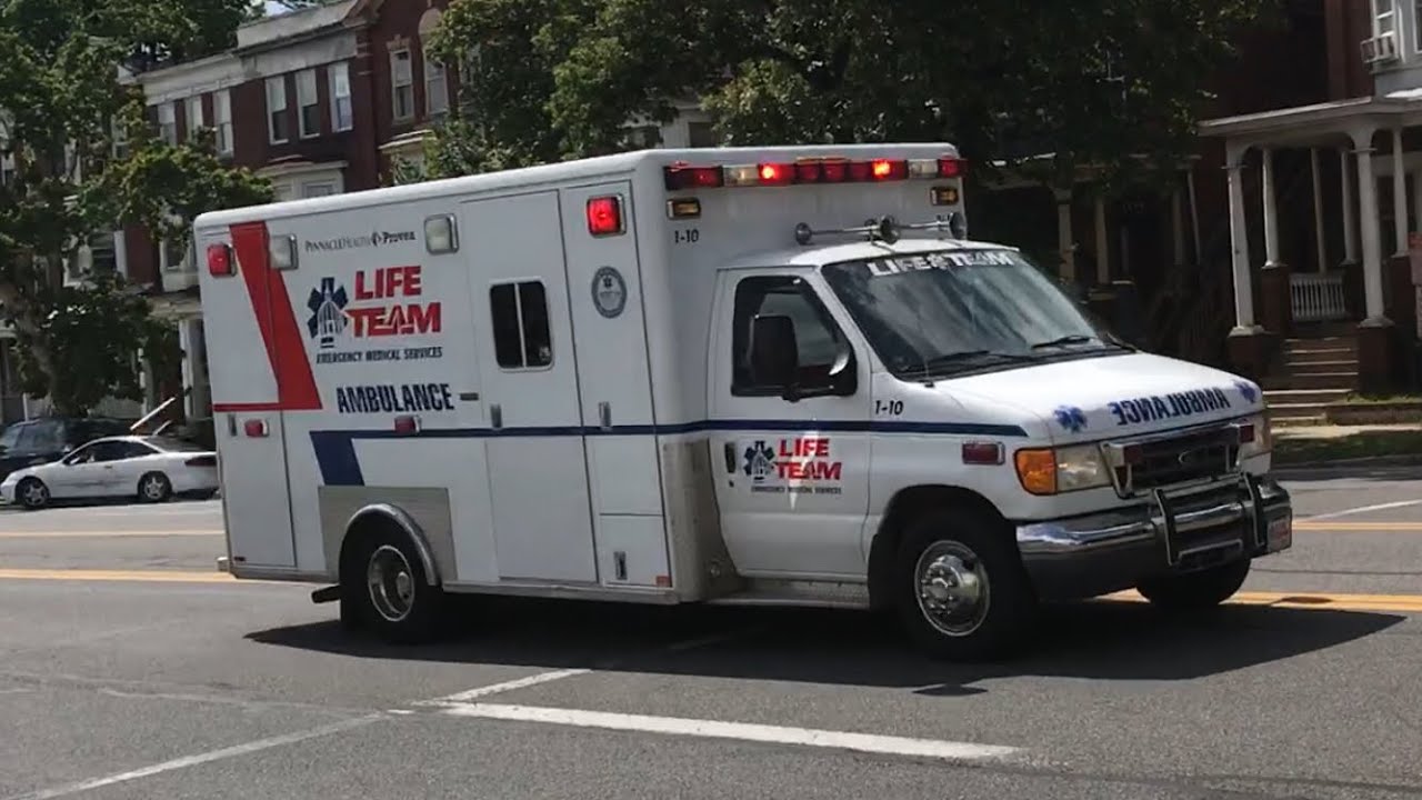 Life Team EMS Ambulance 1-10 Responding 7/8/17 - YouTube