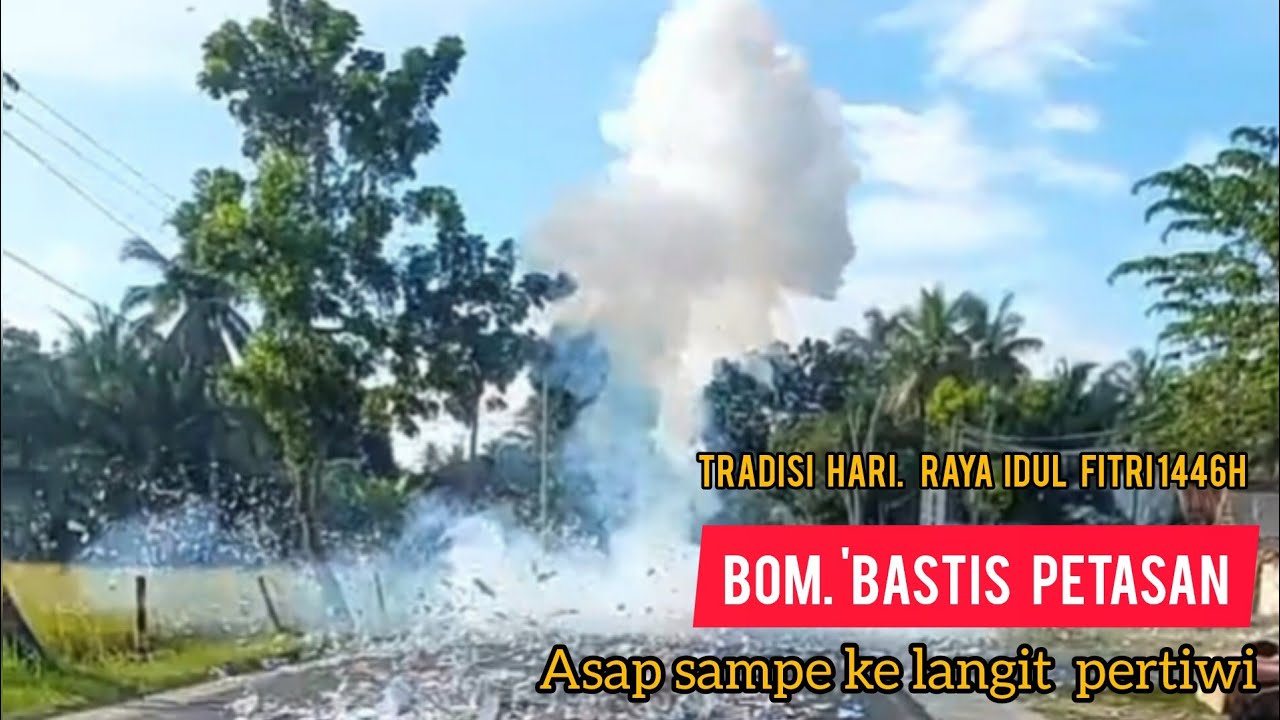 BOM'Bastik Petasan Asap Sampe Tower Di Langit Bumi Pertiwi I Tradisi ...
