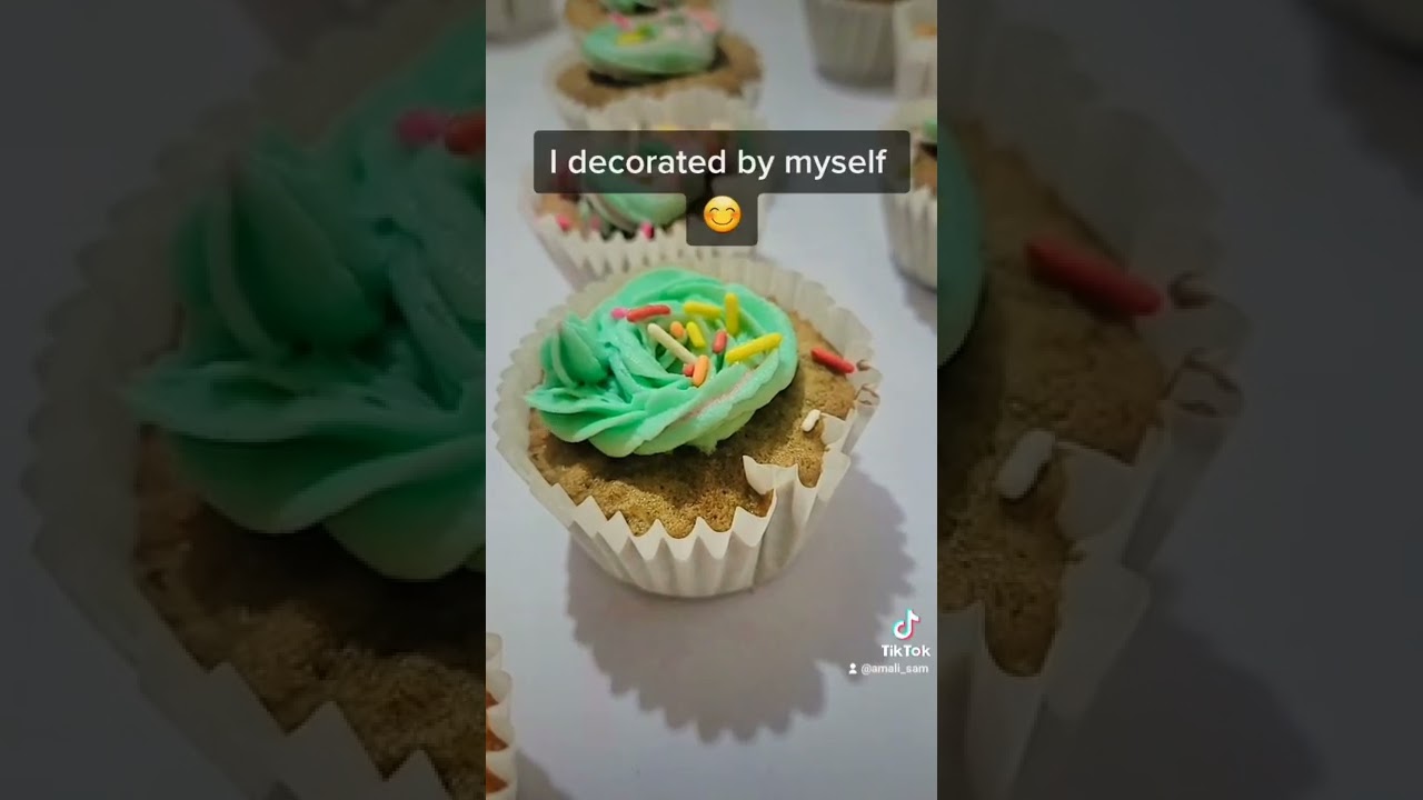 It's baking time.... - YouTube