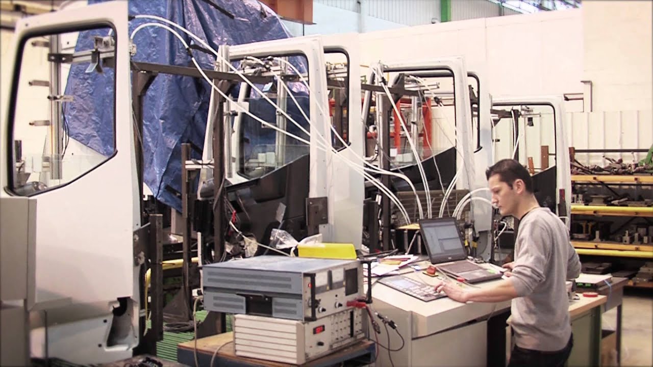 Very thorough testing, des tests à toute épreuve - Renault Trucks - YouTube