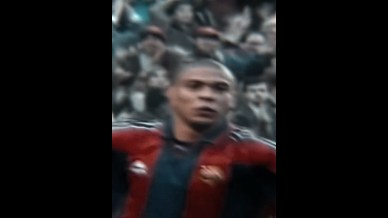 R9 had aura - YouTube