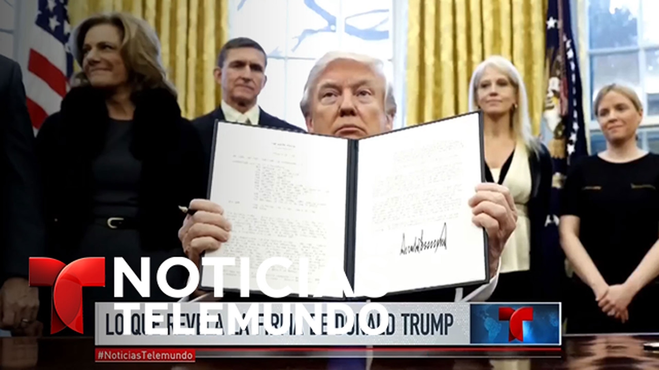 Lo que revela la firma de Donald Trump | Noticiero | Noticias Telemundo ...