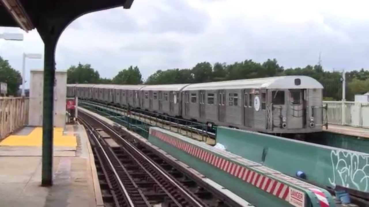 ᴴᴰ R32 J Train Action at 104th Street - YouTube